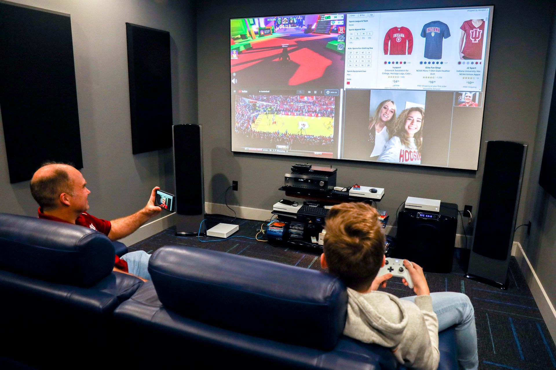 Squad Wall - Home Entertainment and Online Video Calling